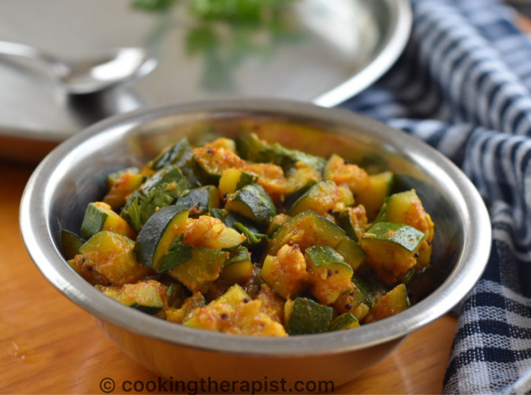Indian style stirfried zucchini / Zucchini sabji / Zucchini curry ...